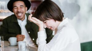 21 Ways to make small talk more interesting and enojyable